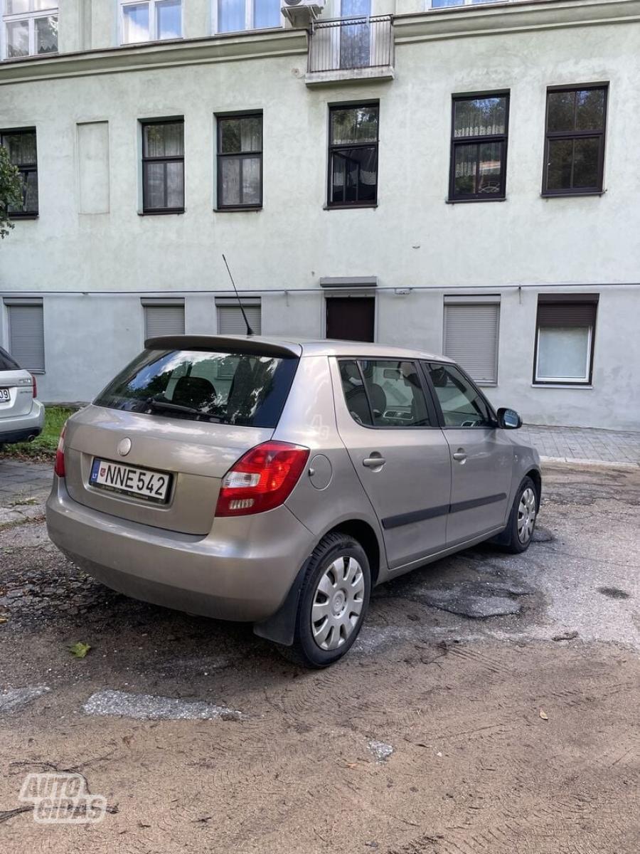 Skoda Fabia 2007 in Kaunas, with an engine capacity of 1.40 L and mileage of 175 thousand km for 1250 €, photo 7 on AUTOMOTO.COM.LV