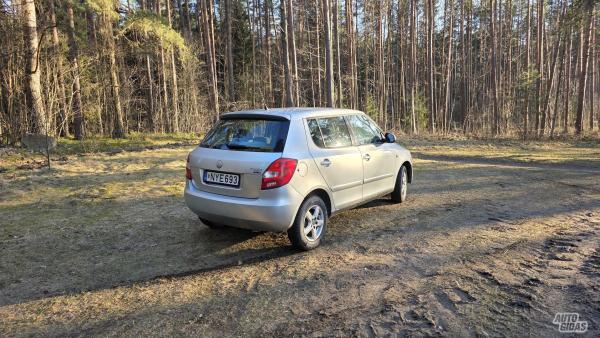 Skoda Fabia 2008 in Vilnius, with an engine capacity of 1.40 L and mileage of 219 thousand km for 1600 €, photo 8 on AUTOMOTO.COM.LV