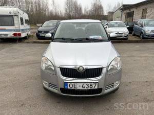 Шкода Фабия 2008 в Лимбажи, объемом двигателя 1.40 л и пробегом 306 тыс. км за 2550 €, фото 3 на AUTOMOTO.COM.LV
