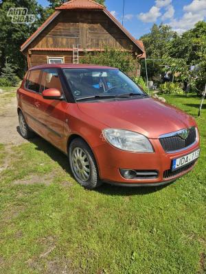 Skoda Fabia 2008 in Vilnius, with an engine capacity of 1.20 L and mileage of 230 thousand km for 1700 €, photo 3 on AUTOMOTO.COM.LV