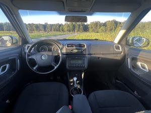 Skoda Fabia 2008 in Parnu, with an engine capacity of 1.40 L and mileage of 200 thousand km for 2000 €, photo 6 on AUTOMOTO.COM.LV