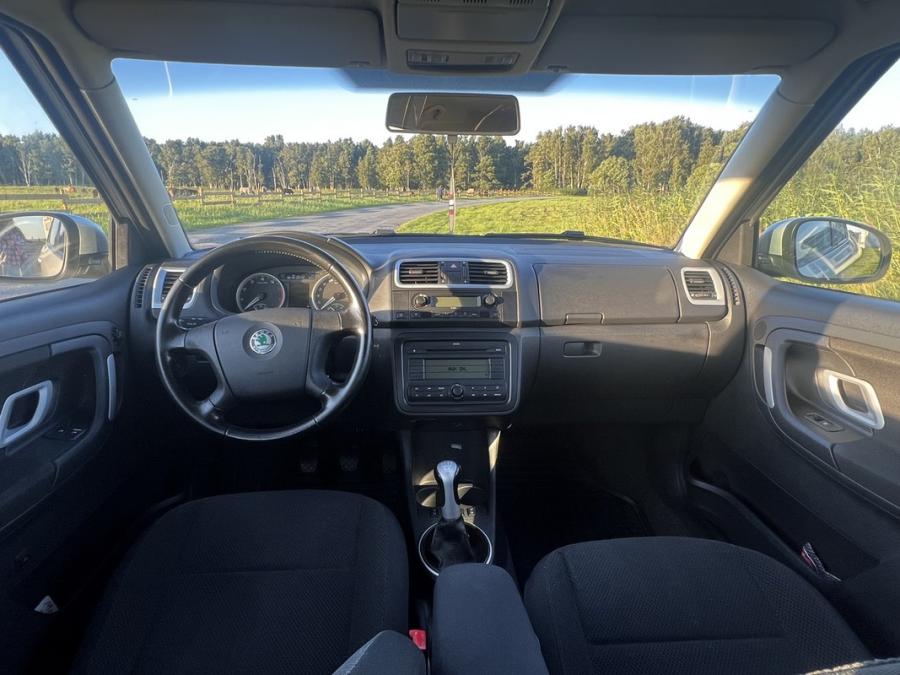 Skoda Fabia 2008 in Parnu, with an engine capacity of 1.40 L and mileage of 200 thousand km for 2000 €, photo 12 on AUTOMOTO.COM.LV
