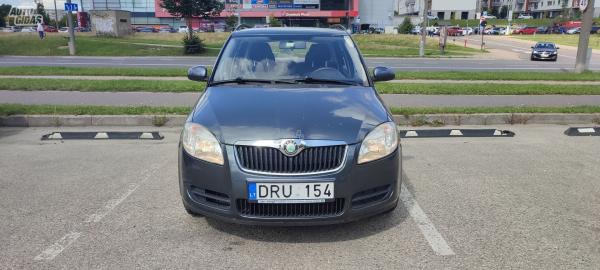 Шкода Фабия 2008 в Вильнюс, объемом двигателя 1.40 л и пробегом 94 тыс. км за 1000 €, фото 3 на AUTOMOTO.COM.LV
