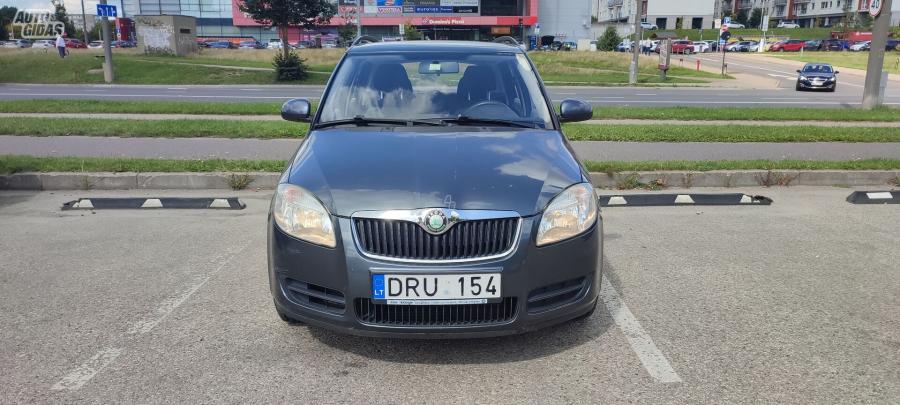 Skoda Fabia 2008 Viļņa, ar dzinēja tilpumu 1.40 L un nobraukumu 94 tūkst. km par 1000 €, foto 3 vietnē AUTOMOTO.COM.LV