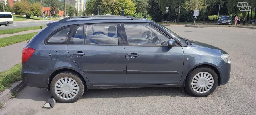 Skoda Fabia 2008 Viļņa, ar dzinēja tilpumu 1.40 L un nobraukumu 94 tūkst. km par 1000 €, foto 6 vietnē AUTOMOTO.COM.LV