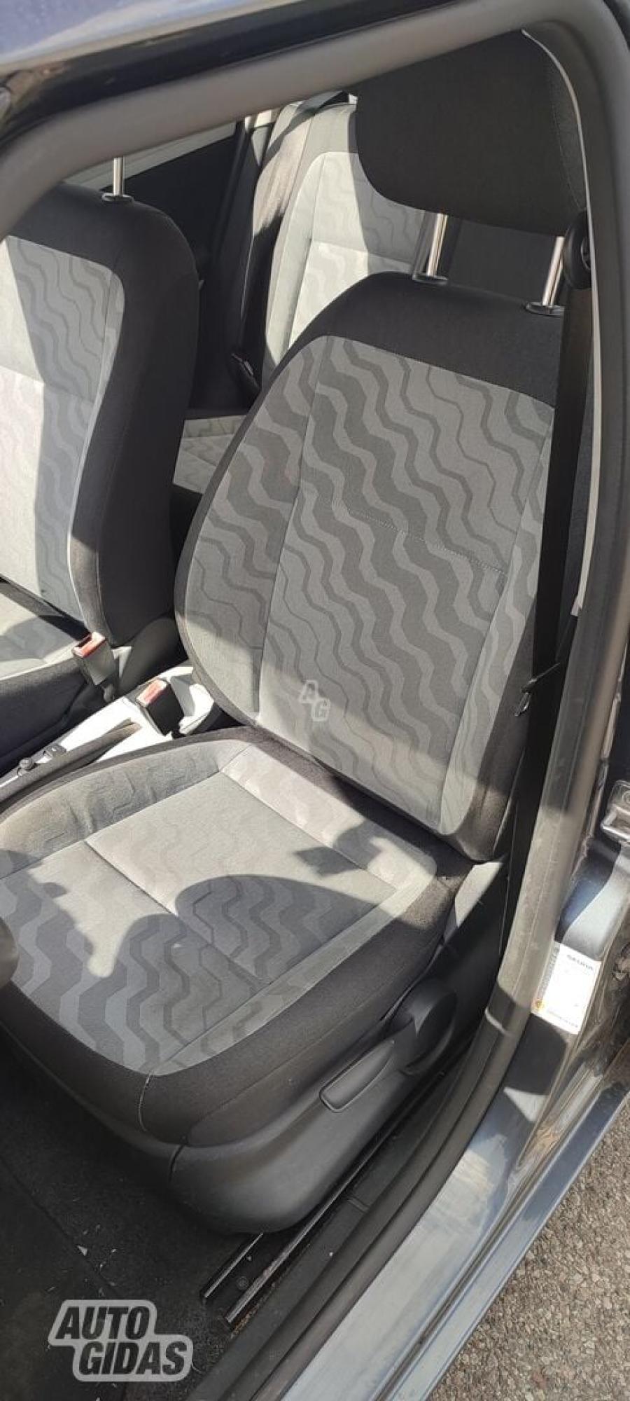 Skoda Fabia 2008 Viļņa, ar dzinēja tilpumu 1.40 L un nobraukumu 94 tūkst. km par 1000 €, foto 15 vietnē AUTOMOTO.COM.LV
