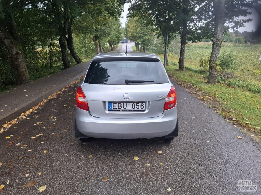 Skoda Fabia 2008 in Telschi, with an engine capacity of 1.20 L and mileage of 225 thousand km for 570 €, photo 8 on AUTOMOTO.COM.LV