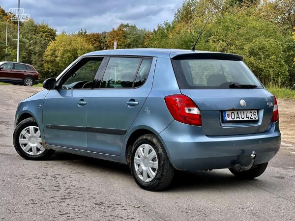Skoda Fabia 2008 in Vilnius on AUTOMOTO.COM.LV Skoda Fabia 2008 in Vilnius, with an engine capacity of 1.40 L and mileage of 288 thousand km for 1100 €, photo 4 on AUTOMOTO.COM.LV