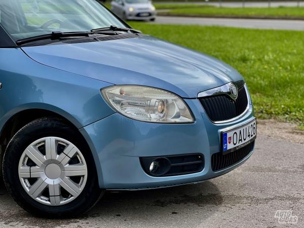 Skoda Fabia 2008 in Vilnius on AUTOMOTO.COM.LV Skoda Fabia 2008 in Vilnius, with an engine capacity of 1.40 L and mileage of 288 thousand km for 1100 €, photo 10 on AUTOMOTO.COM.LV