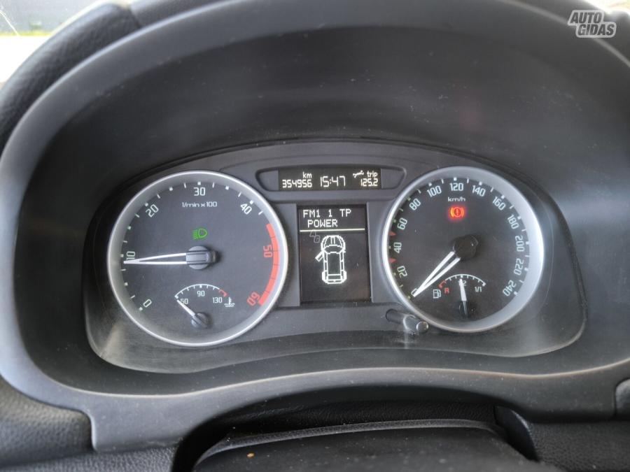 Skoda Fabia 2008 in Vilnius, with an engine capacity of 1.90 L and mileage of 345 thousand km for 1950 €, photo 8 on AUTOMOTO.COM.LV