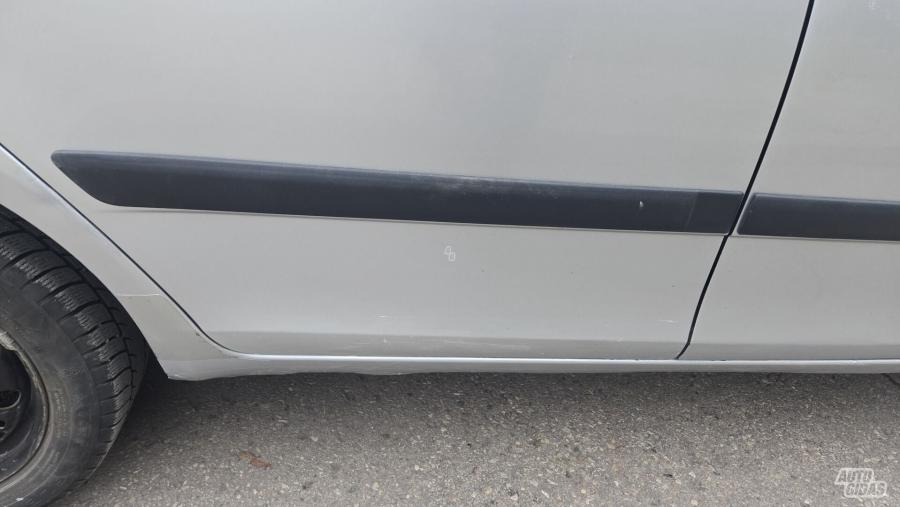 Skoda Fabia 2008 Kauņa, ar dzinēja tilpumu 1.20 L un nobraukumu 298 tūkst. km par 700 €, foto 10 vietnē AUTOMOTO.COM.LV