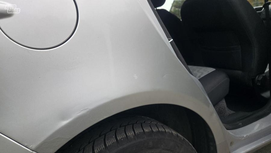 Skoda Fabia 2008 Kauņa, ar dzinēja tilpumu 1.20 L un nobraukumu 298 tūkst. km par 700 €, foto 18 vietnē AUTOMOTO.COM.LV