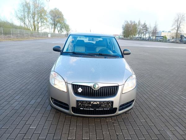Skoda Fabia 2009 Marijampole, ar dzinēja tilpumu 1.20 L un nobraukumu 180 tūkst. km par 1800 €, foto 1 vietnē AUTOMOTO.COM.LV