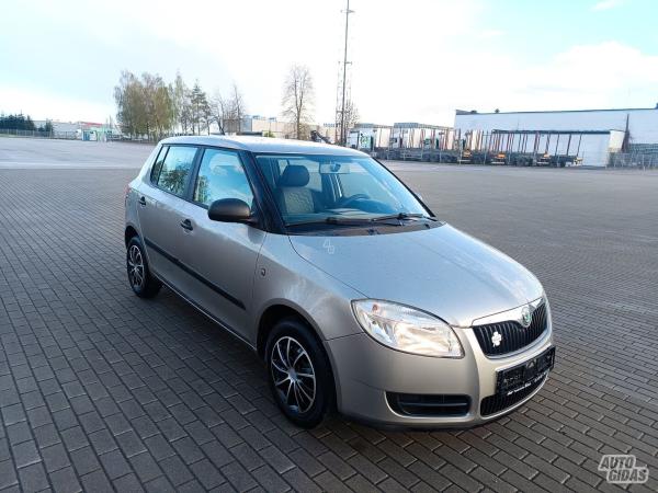 Skoda Fabia 2009 Marijampole, ar dzinēja tilpumu 1.20 L un nobraukumu 180 tūkst. km par 1800 €, foto 2 vietnē AUTOMOTO.COM.LV