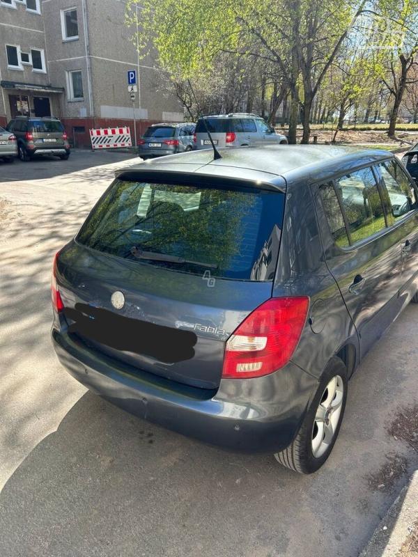 Шкода Фабия 2010 в Вильнюс, объемом двигателя 1.40 л и пробегом 2 тыс. км за 1250 €, фото 5 на AUTOMOTO.COM.LV