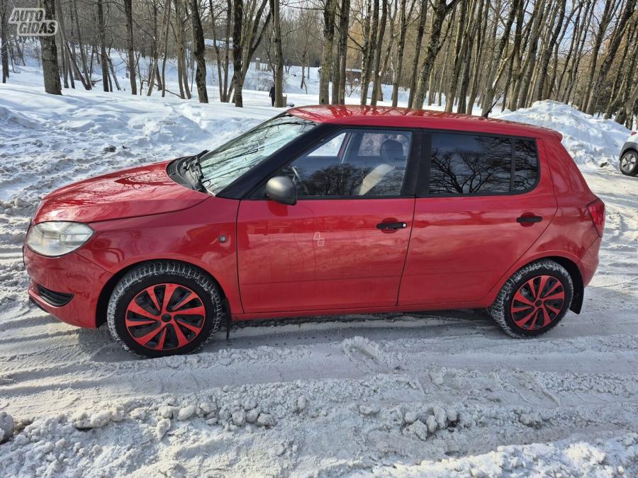 Skoda Fabia 2011 Panevēža, ar dzinēja tilpumu 1.50 L un nobraukumu 276 tūkst. km par 2500 €, foto 4 vietnē AUTOMOTO.COM.LV