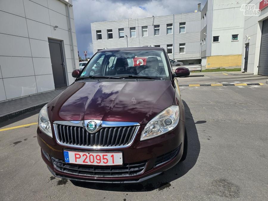Skoda Fabia 2011 in Kaunas, with an engine capacity of 1.20 L and mileage of 281 thousand km for 2350 €, photo 20 on AUTOMOTO.COM.LV