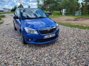 Skoda Fabia 2011 in Vilnius, with an engine capacity of 1.39 L and mileage of 204 thousand km for 3999 €, photo 3 on AUTOMOTO.COM.LV