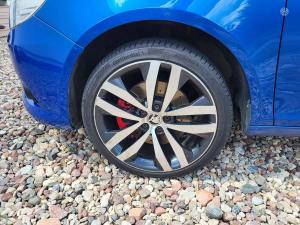 Skoda Fabia 2011 in Vilnius, with an engine capacity of 1.39 L and mileage of 204 thousand km for 3999 €, photo 16 on AUTOMOTO.COM.LV