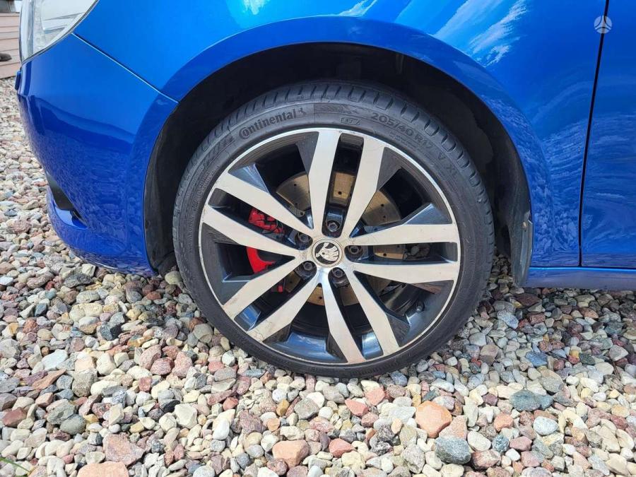 Skoda Fabia 2011 in Vilnius, with an engine capacity of 1.39 L and mileage of 204 thousand km for 3999 €, photo 16 on AUTOMOTO.COM.LV
