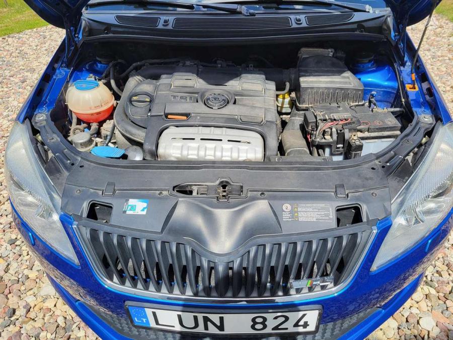 Skoda Fabia 2011 in Vilnius, with an engine capacity of 1.39 L and mileage of 204 thousand km for 3999 €, photo 36 on AUTOMOTO.COM.LV
