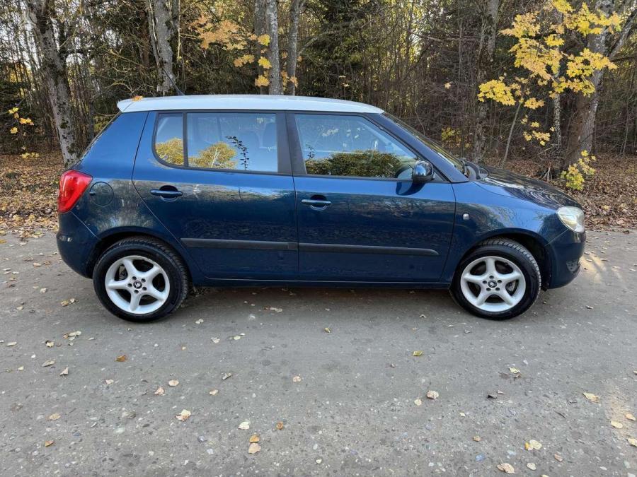 Skoda Fabia 2012 in Vilnius, with an engine capacity of 1.20 L and mileage of 146 thousand km for 4400 €, photo 18 on AUTOMOTO.COM.LV