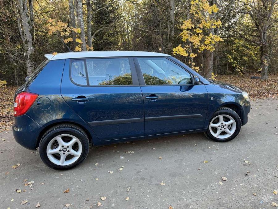 Skoda Fabia 2012 in Vilnius, with an engine capacity of 1.20 L and mileage of 146 thousand km for 4400 €, photo 22 on AUTOMOTO.COM.LV