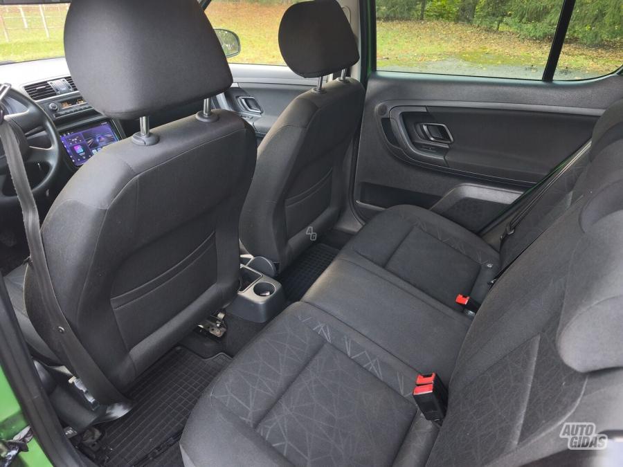 Skoda Fabia 2012 in Vilnius, with an engine capacity of 1.20 L and mileage of 142 thousand km for 3750 €, photo 13 on AUTOMOTO.COM.LV