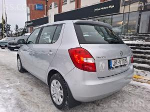 Skoda Fabia 2013 in Riga, with an engine capacity of 1.20 L and mileage of 204 thousand km for 2900 €, photo 4 on AUTOMOTO.COM.LV