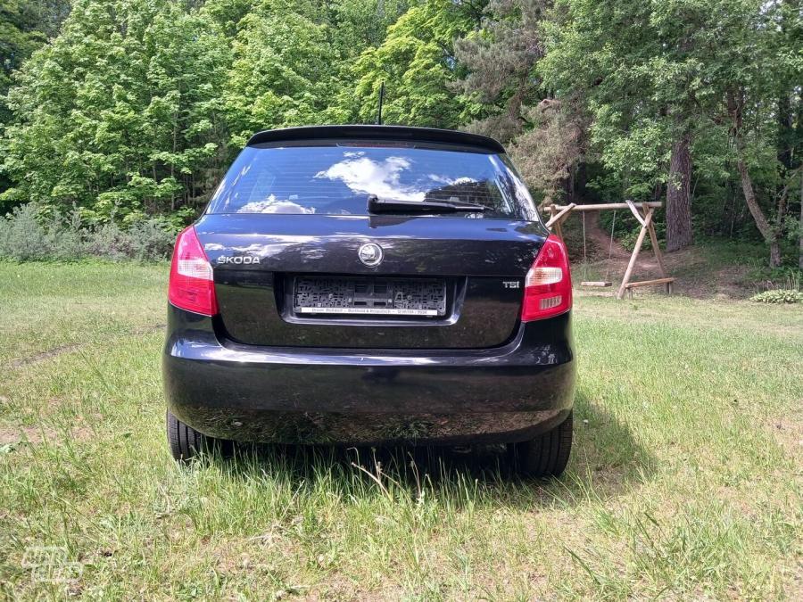Skoda Fabia 2013 Kelmė, ar dzinēja tilpumu 1.20 L un nobraukumu 159 tūkst. km par 2850 €, foto 7 vietnē AUTOMOTO.COM.LV