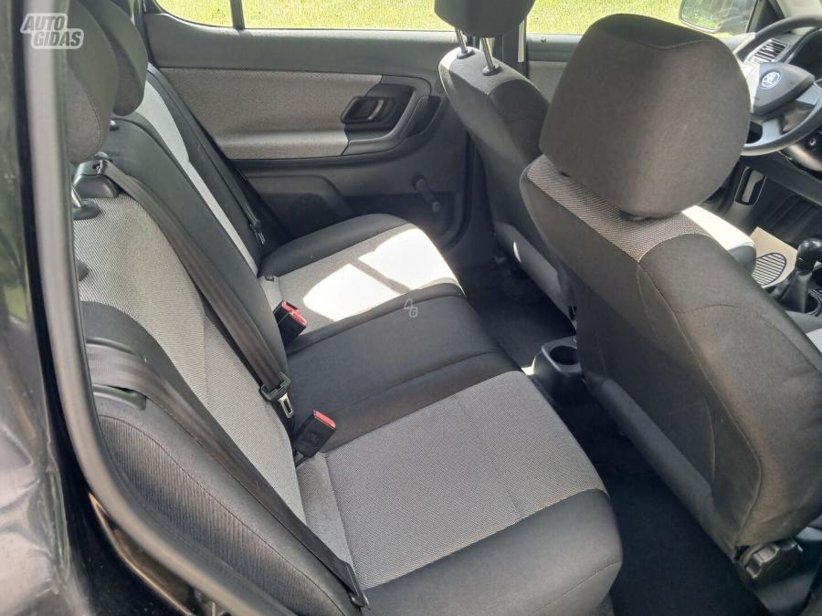 Skoda Fabia 2013 Kelmė, ar dzinēja tilpumu 1.20 L un nobraukumu 159 tūkst. km par 2850 €, foto 19 vietnē AUTOMOTO.COM.LV