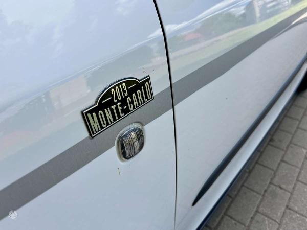 Skoda Fabia 2013 in Siauliai, with an engine capacity of 1.60 L and mileage of 278 thousand km for 3950 €, photo 9 on AUTOMOTO.COM.LV