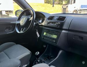 Skoda Fabia 2013 Šauļi, ar dzinēja tilpumu 1.60 L un nobraukumu 269 tūkst. km par 3750 €, foto 6 vietnē AUTOMOTO.COM.LV