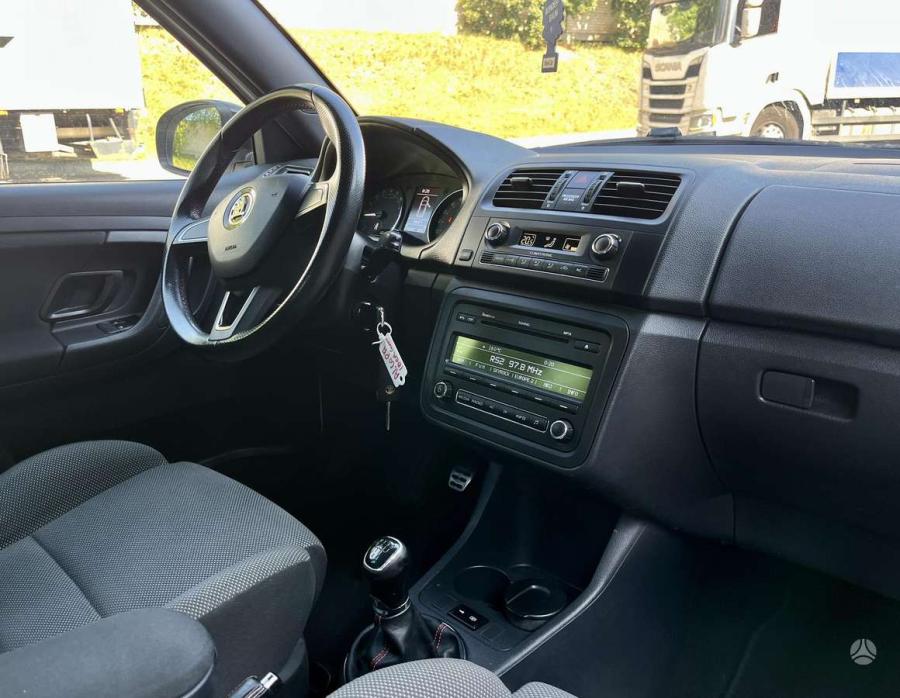 Skoda Fabia 2013 Šauļi, ar dzinēja tilpumu 1.60 L un nobraukumu 269 tūkst. km par 3750 €, foto 6 vietnē AUTOMOTO.COM.LV