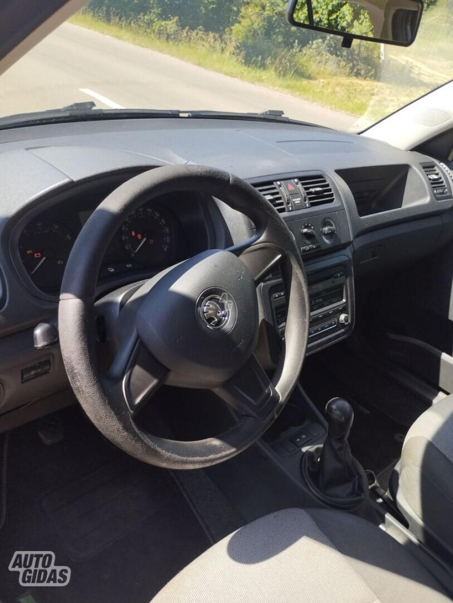 Skoda Fabia 2014 Marijampole, ar dzinēja tilpumu 1.40 L un nobraukumu 161 tūkst. km par 4399 €, foto 14 vietnē AUTOMOTO.COM.LV