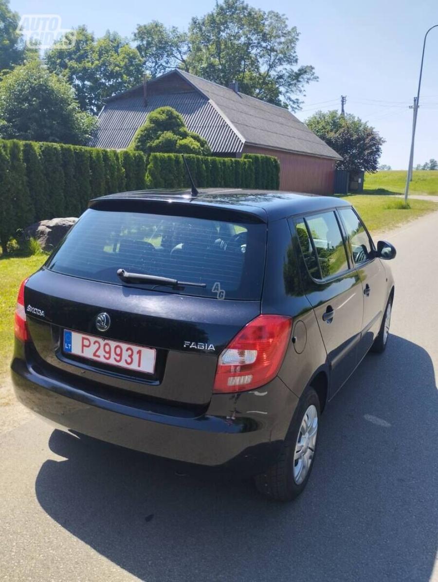 Skoda Fabia 2014 Marijampole, ar dzinēja tilpumu 1.40 L un nobraukumu 161 tūkst. km par 3999 €, foto 24 vietnē AUTOMOTO.COM.LV