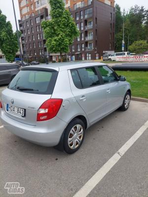 Skoda Fabia 2014 Viļņa, ar dzinēja tilpumu 1.60 L un nobraukumu 260 tūkst. km par 2250 €, foto 4 vietnē AUTOMOTO.COM.LV