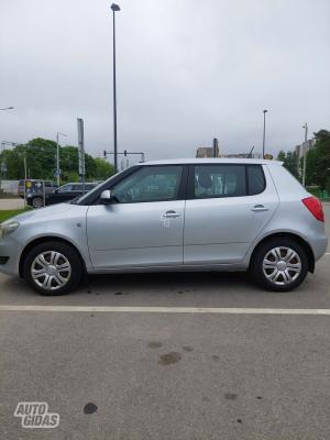 Skoda Fabia 2014 Viļņa, ar dzinēja tilpumu 1.60 L un nobraukumu 260 tūkst. km par 2250 €, foto 8 vietnē AUTOMOTO.COM.LV