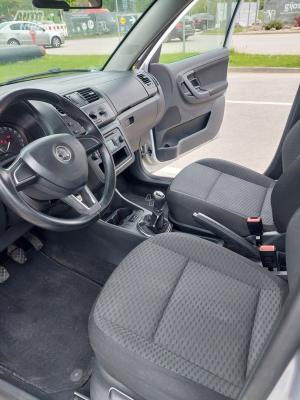 Skoda Fabia 2014 Viļņa, ar dzinēja tilpumu 1.60 L un nobraukumu 260 tūkst. km par 2250 €, foto 12 vietnē AUTOMOTO.COM.LV
