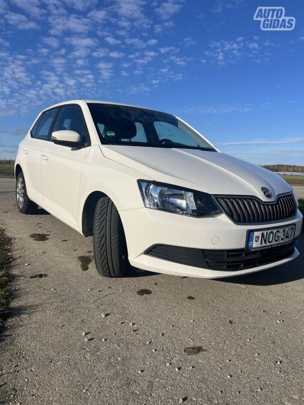 Skoda Fabia 2015 in Vilkaviskis, with an engine capacity of 1.40 L and mileage of 272 thousand km for 4400 €, photo 2 on AUTOMOTO.COM.LV