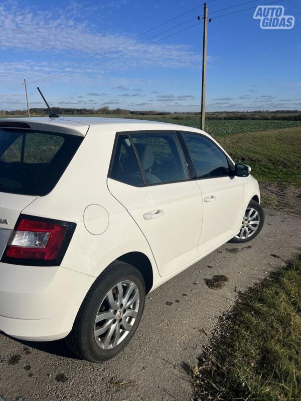 Skoda Fabia 2015 in Vilkaviskis, with an engine capacity of 1.40 L and mileage of 272 thousand km for 4400 €, photo 3 on AUTOMOTO.COM.LV