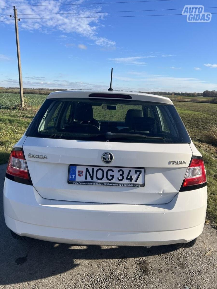Skoda Fabia 2015 in Vilkaviskis, with an engine capacity of 1.40 L and mileage of 272 thousand km for 4400 €, photo 8 on AUTOMOTO.COM.LV