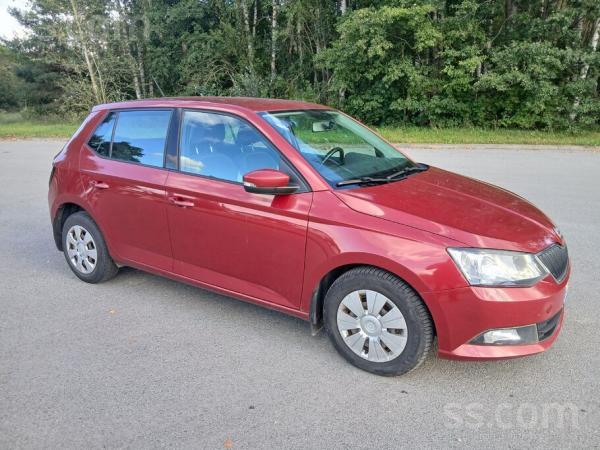 Skoda Fabia 2015 Rīga, ar dzinēja tilpumu 1.40 L un nobraukumu 215 tūkst. km par 3400 €, foto 7 vietnē AUTOMOTO.COM.LV
