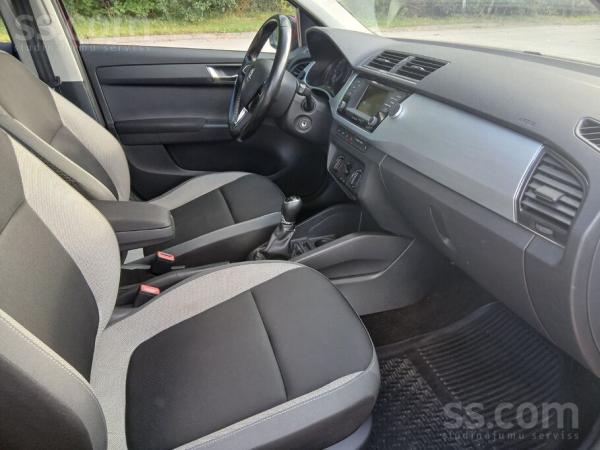 Skoda Fabia 2015 Rīga, ar dzinēja tilpumu 1.40 L un nobraukumu 215 tūkst. km par 3400 €, foto 10 vietnē AUTOMOTO.COM.LV