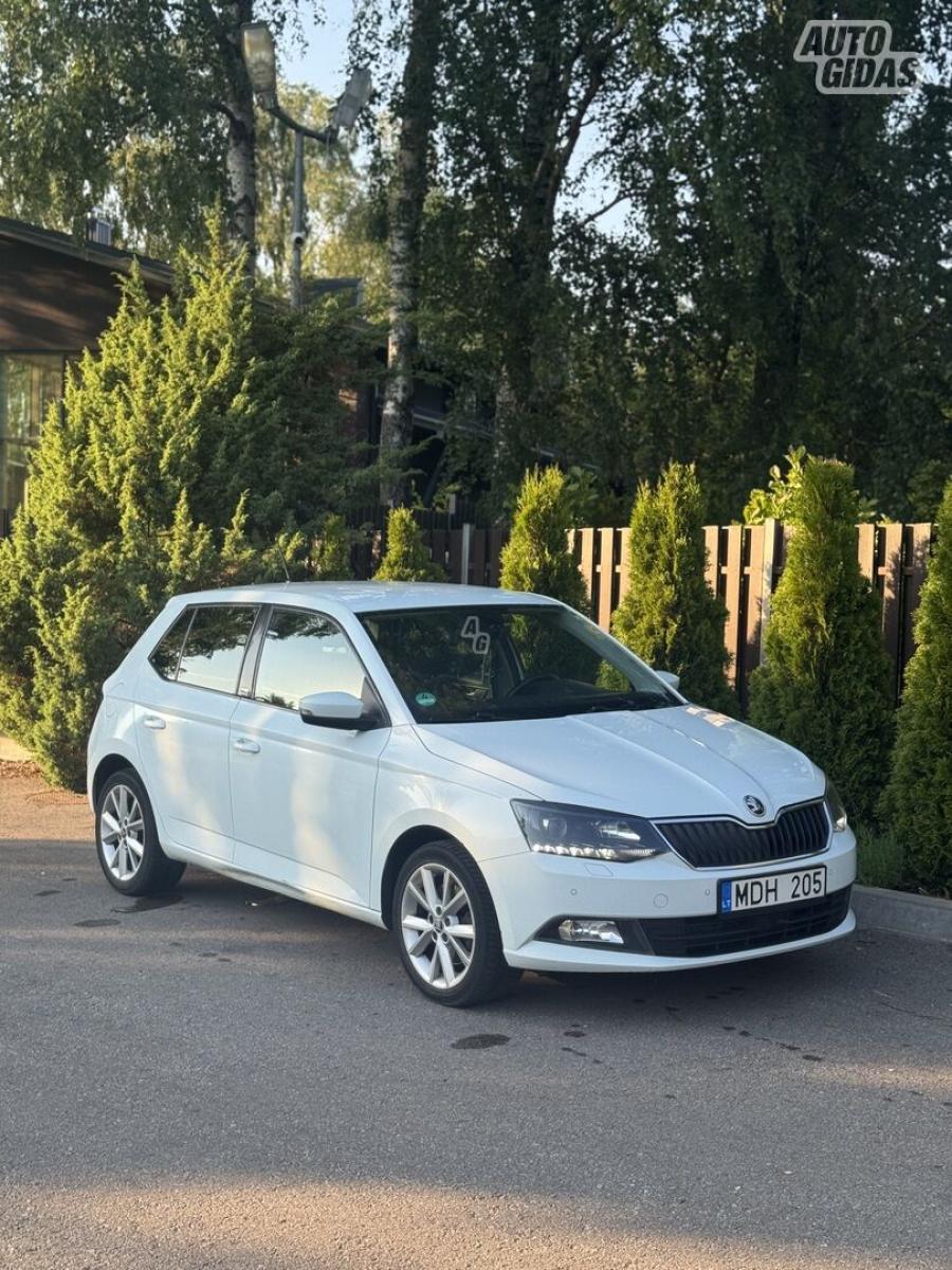 Skoda Fabia 2017 in Vilnius, with an engine capacity of 1.40 L and mileage of 250 thousand km for 4950 €, photo 3 on AUTOMOTO.COM.LV