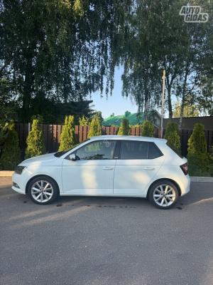 Skoda Fabia 2017 in Vilnius, with an engine capacity of 1.40 L and mileage of 250 thousand km for 4950 €, photo 7 on AUTOMOTO.COM.LV