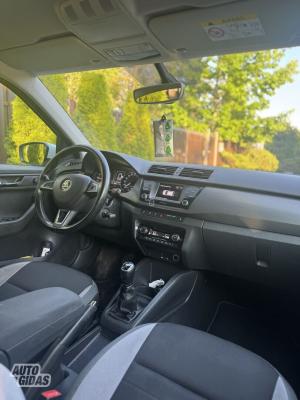 Skoda Fabia 2017 in Vilnius, with an engine capacity of 1.40 L and mileage of 250 thousand km for 4950 €, photo 17 on AUTOMOTO.COM.LV