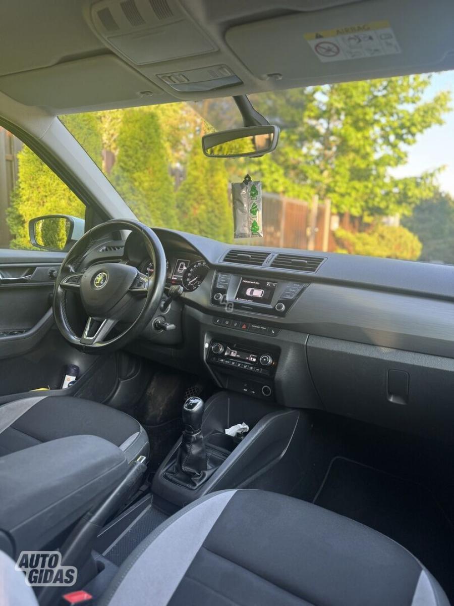 Skoda Fabia 2017 in Vilnius, with an engine capacity of 1.40 L and mileage of 250 thousand km for 4950 €, photo 17 on AUTOMOTO.COM.LV