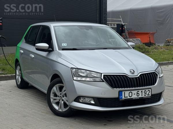 Skoda Fabia 2018 in Riga, with an engine capacity of 1.00 L and mileage of 158 thousand km for 4850 €, photo 4 on AUTOMOTO.COM.LV