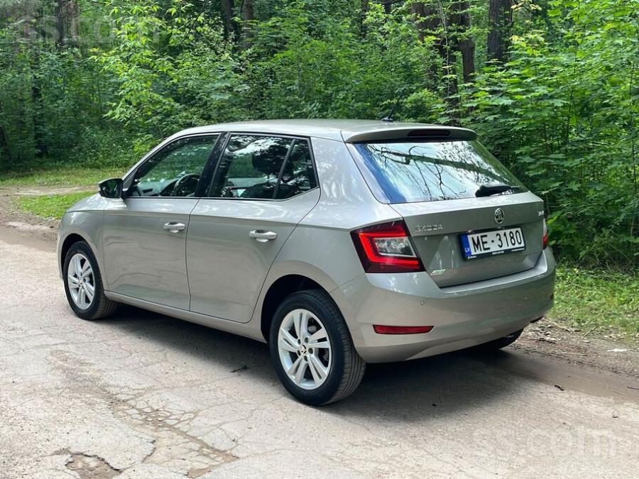 Skoda Fabia 2019 Rīga, ar dzinēja tilpumu 1.00 L un nobraukumu 0 tūkst. km par 7999 €, foto 4 vietnē AUTOMOTO.COM.LV